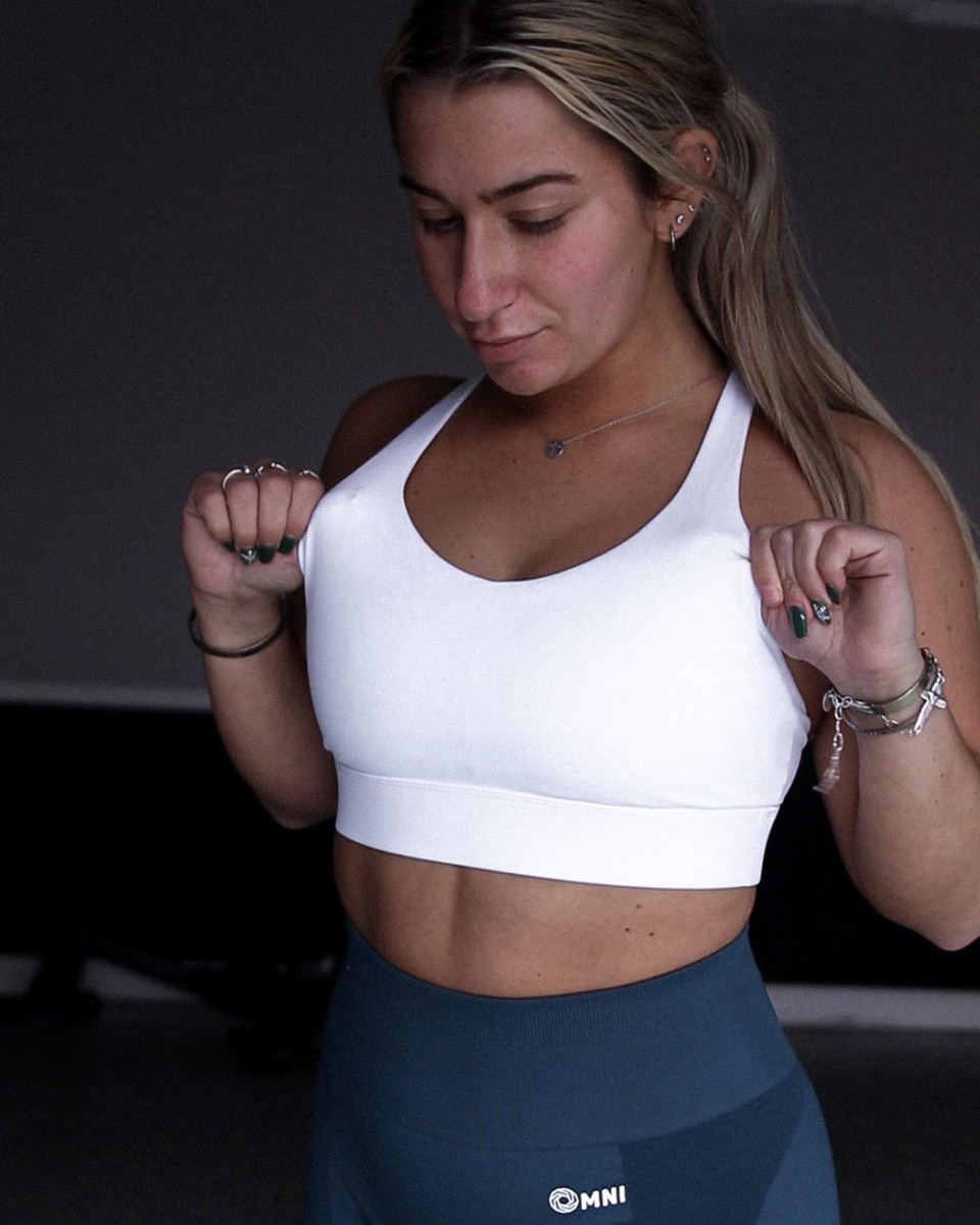 Hugs Crossed Bra V2 | White – Omniletics